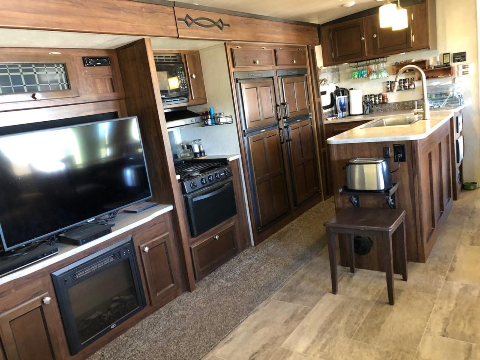 Casa RV Haven w/ Trailer | 6403-014-19 - El Dorado Ranch